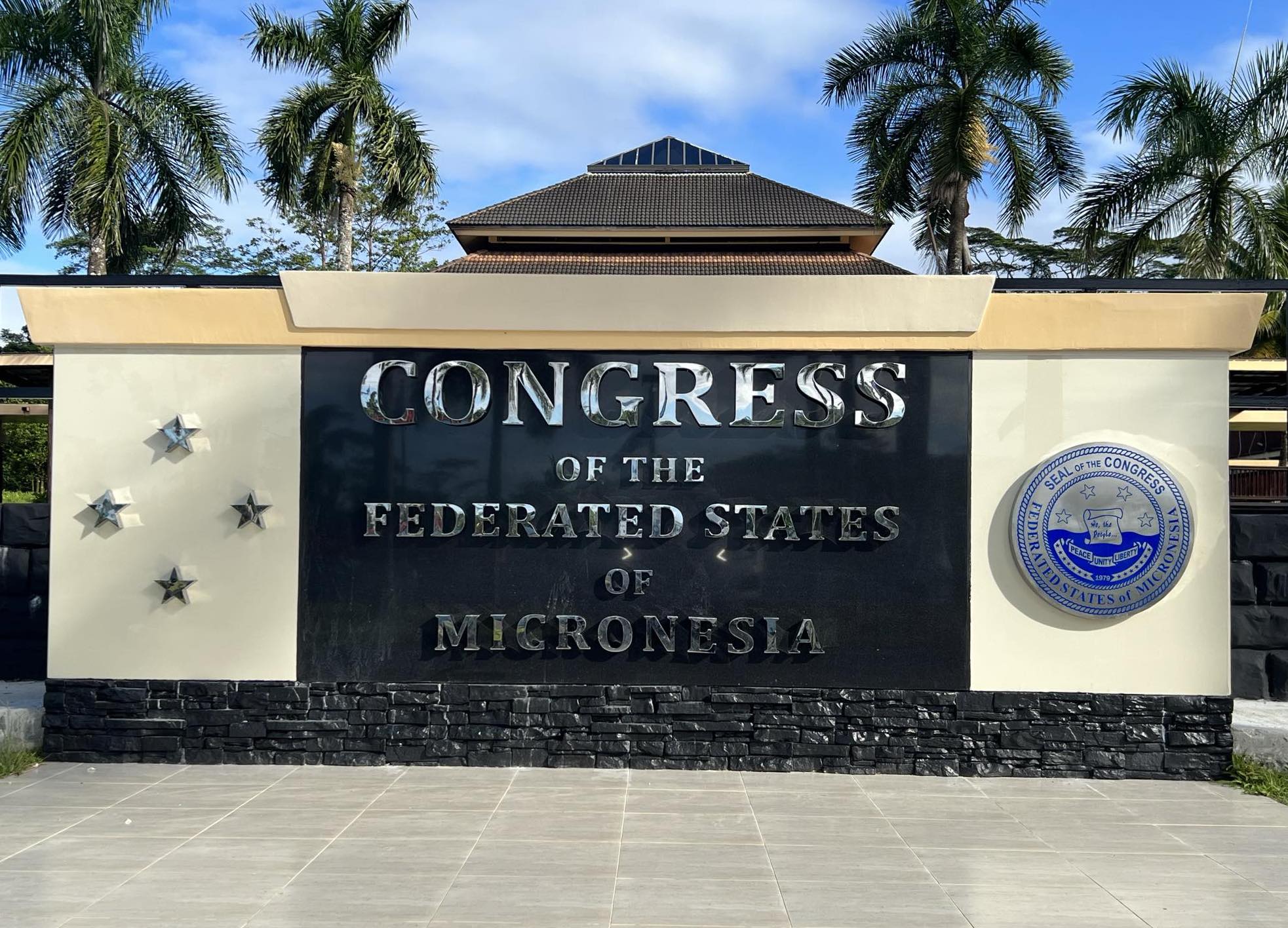 Eight Vying for the 2 Vacant Seats in the Congress